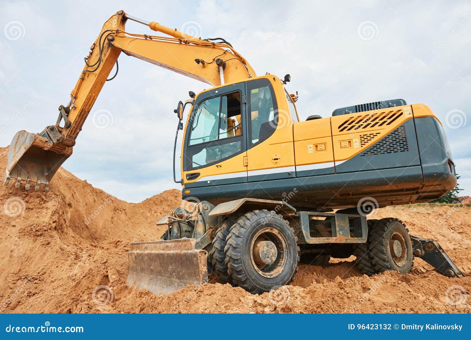 Wheel Excavator at Sandpit during Earthmoving Works Stock Photo - Image ...