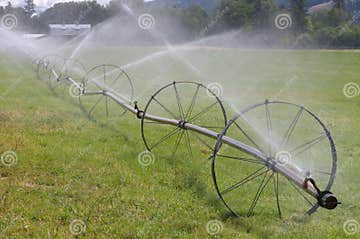 Wheel Line Irrigation System Stock Image - Image of field, columbia ...