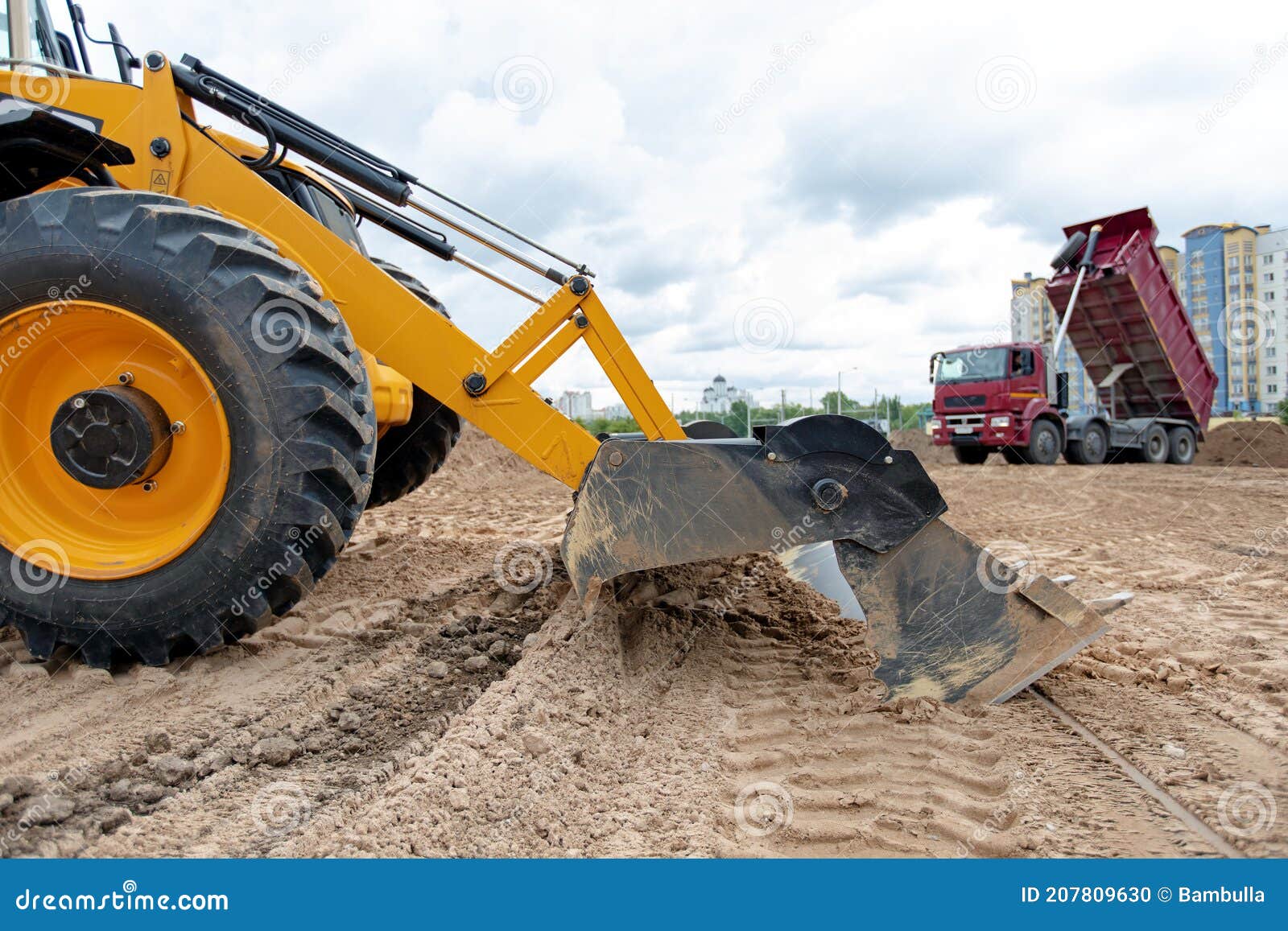 Wheel Loader Excavator Machine Wih Multi-purpose Bucket Levelling ...