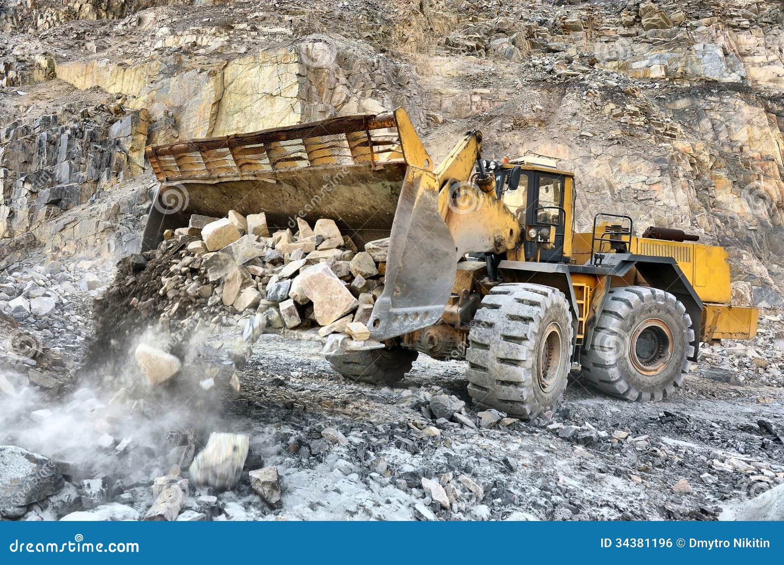 Wheel Loader Machine Unloading Rocks Stock Photo - Image of action ...