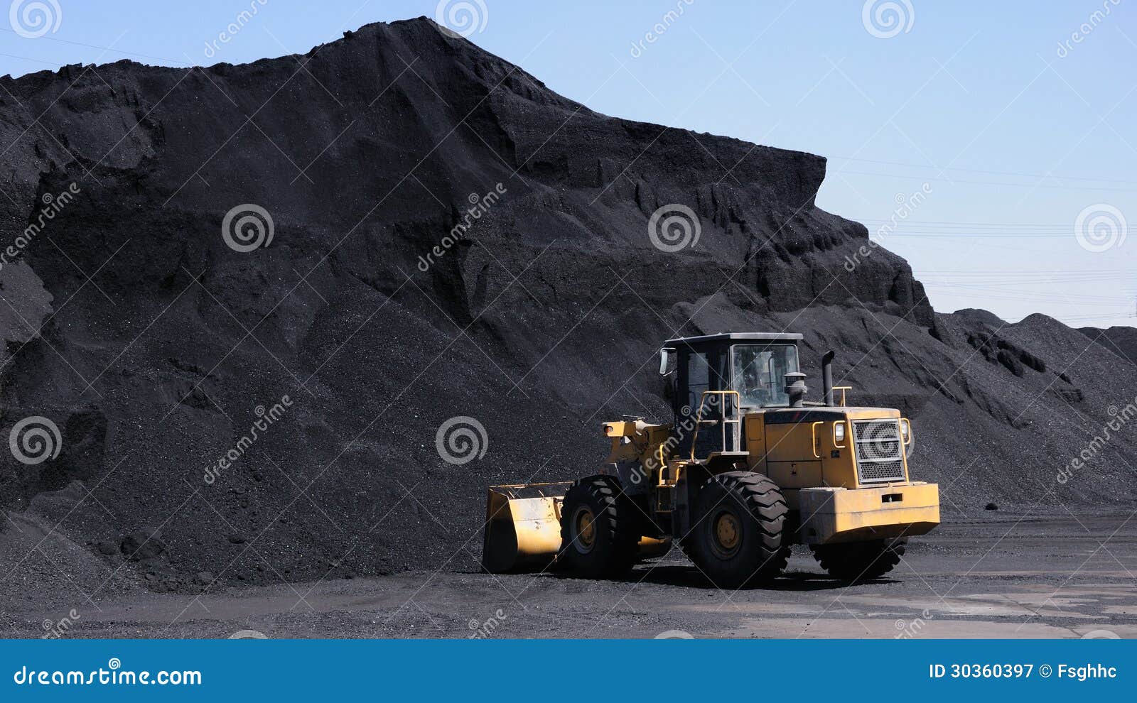 Wheel Loader Working in a Coal Yard Stock Image - Image of sand, coal ...