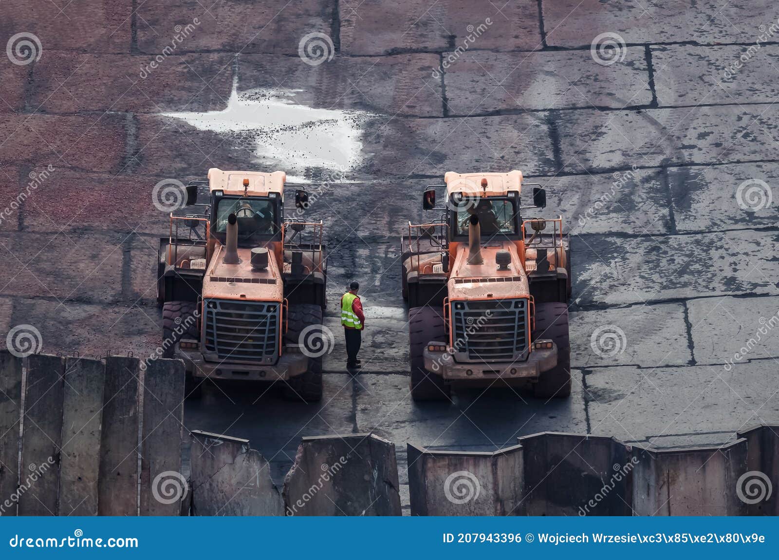 Wheel Loaders On A Sunlight Background Stock Photography ...
