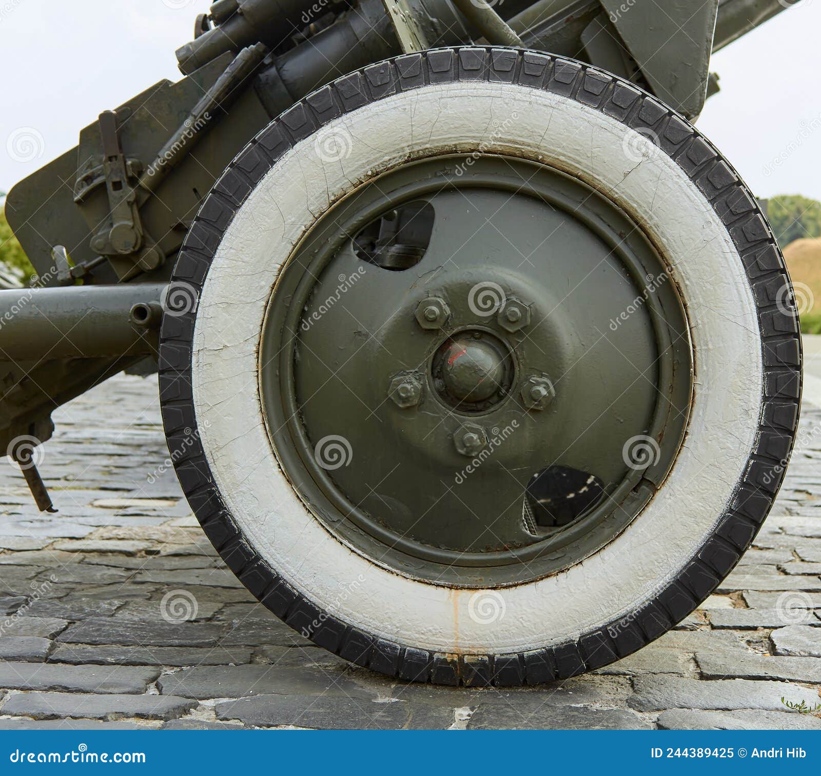 Wheel from - 76-mm Divisional Gun ZIS-3 (1942). Stock Image - Image of ...
