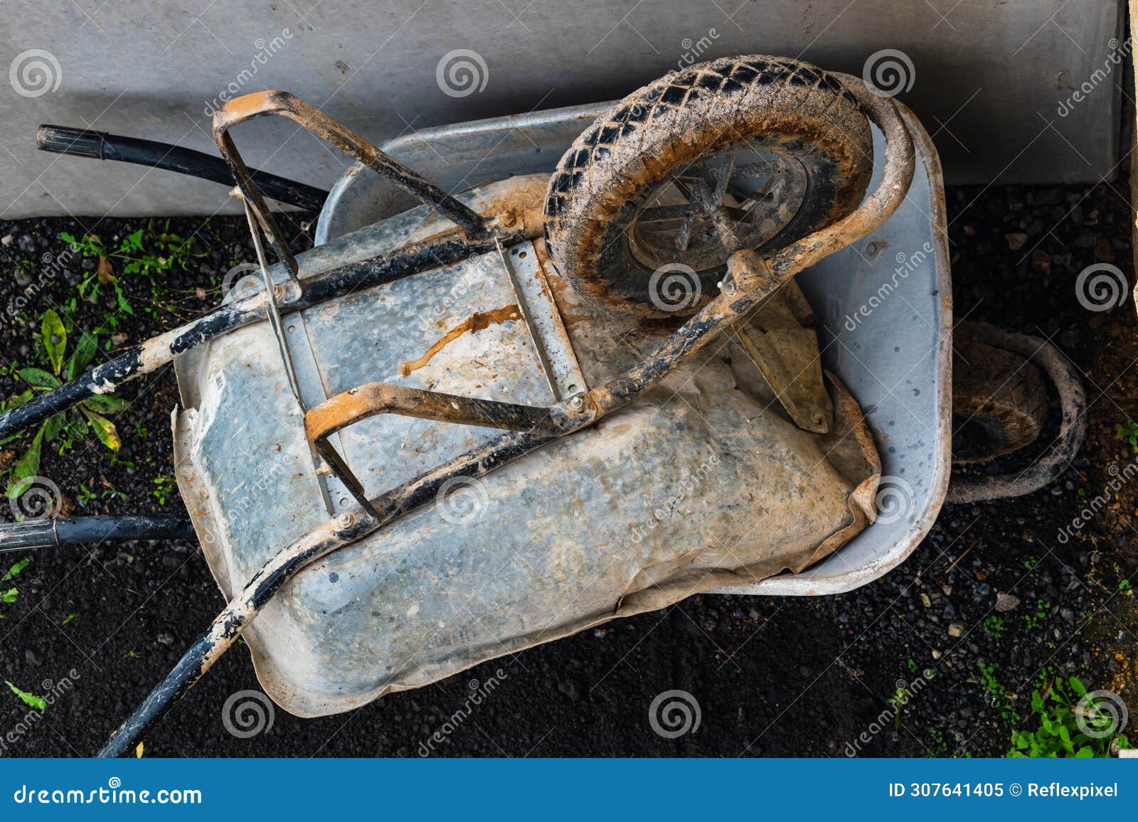 Wheelbarrow, Construction Site Tools for Transporting Materials, Gravel ...