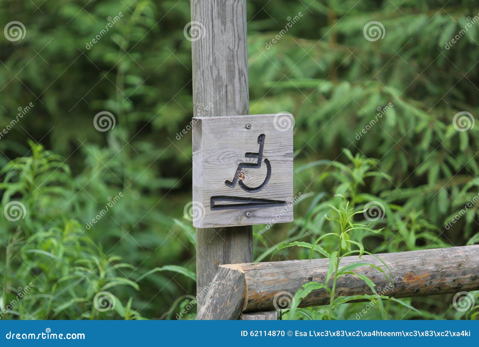 Wheelchair Sign Stock Photography | CartoonDealer.com #21583790