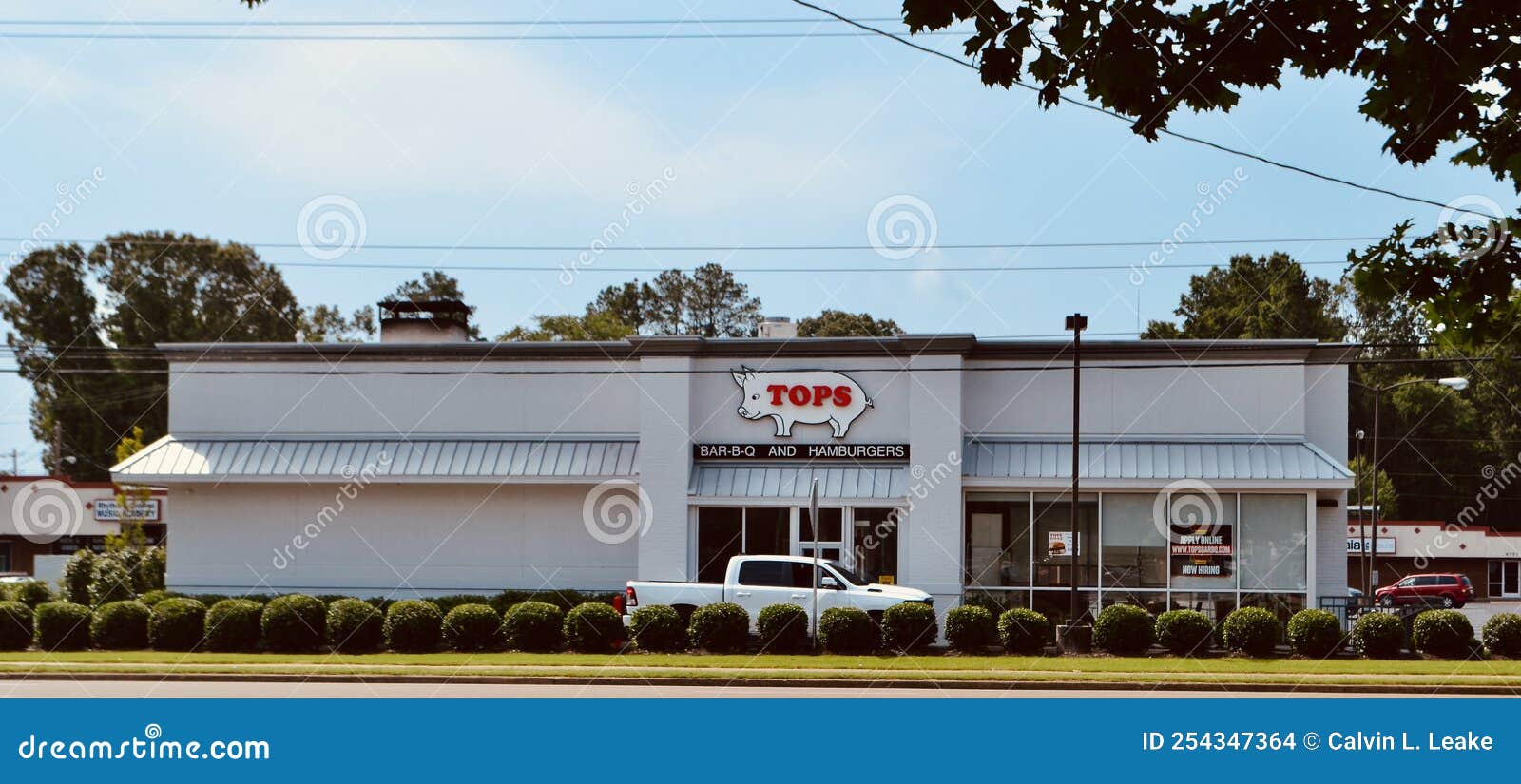 Tops Barbecue Stage Road, Memphis, TN Editorial Stock Image - Image of ...