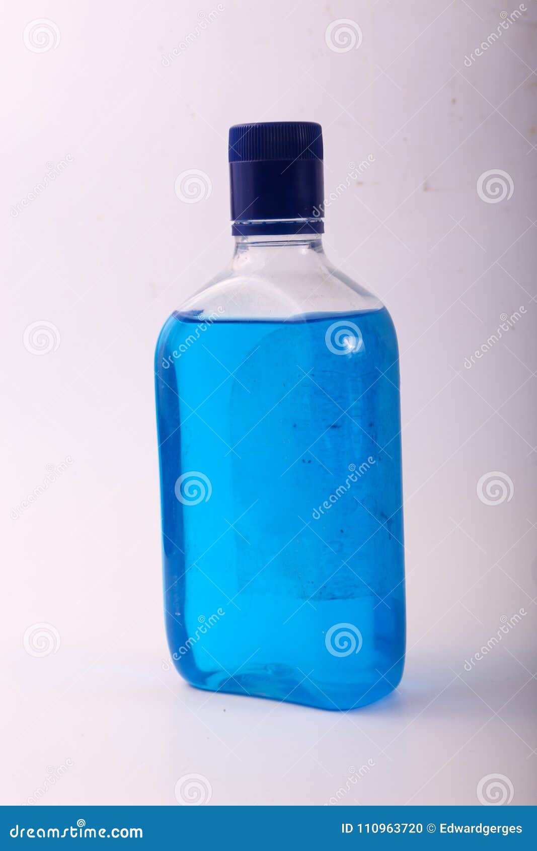 Whisky azul foto de archivo. Imagen de dulce, nadie - 110963720