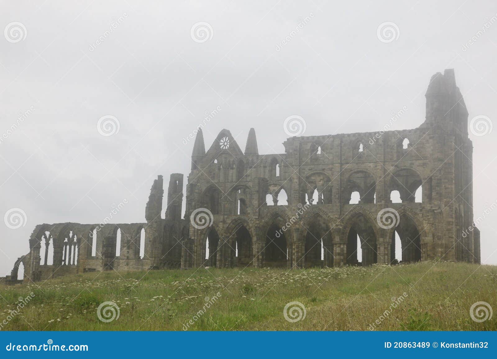 Whitby Abbey castle stock image. Image of whitby, stones - 20863489