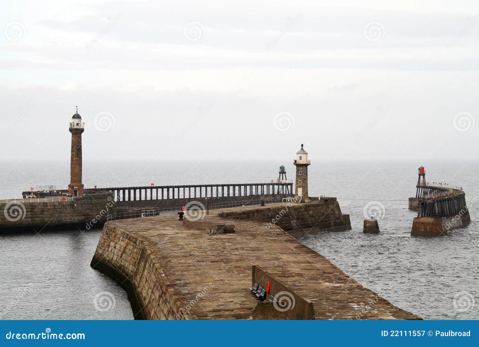 Whitby harbour piers. stock image. Image of whitby, light - 22111557