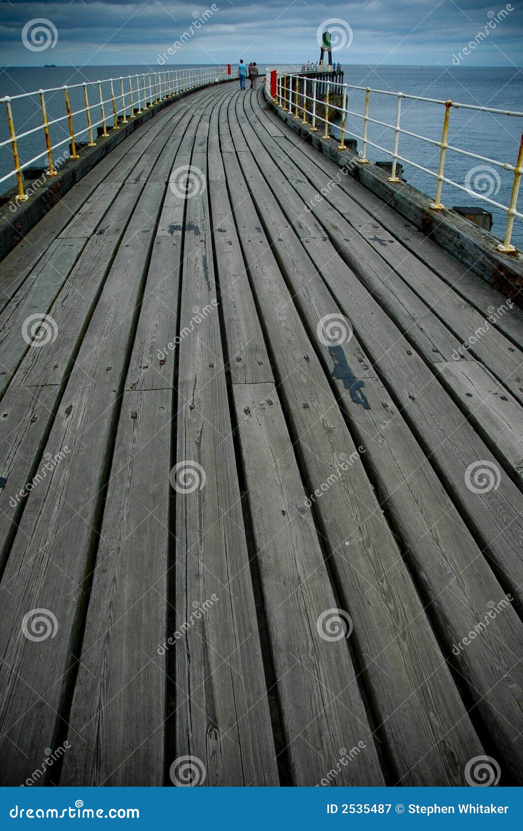 Whitby Pier stock image. Image of fishing, bench, cast - 2535487
