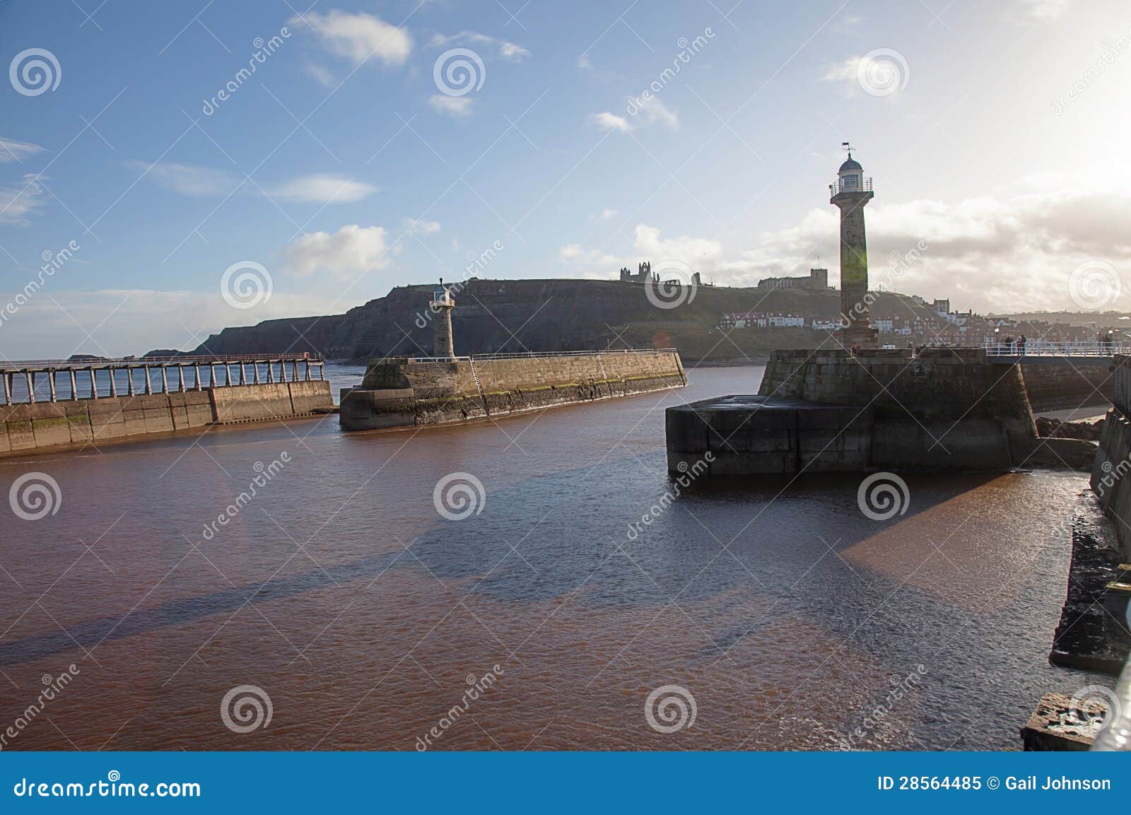 Whitby Pier stock image. Image of yorkshire, beach, harbour - 28564485