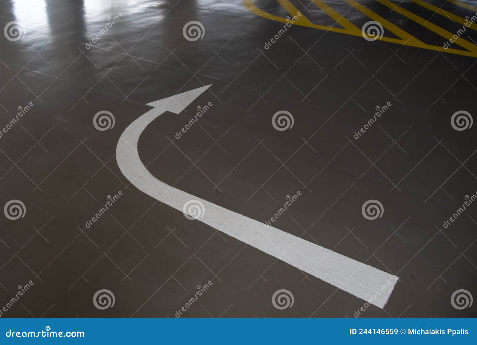 White Arrow Directive Sign on a Car Parking Lot. Direction Sign, Safe ...