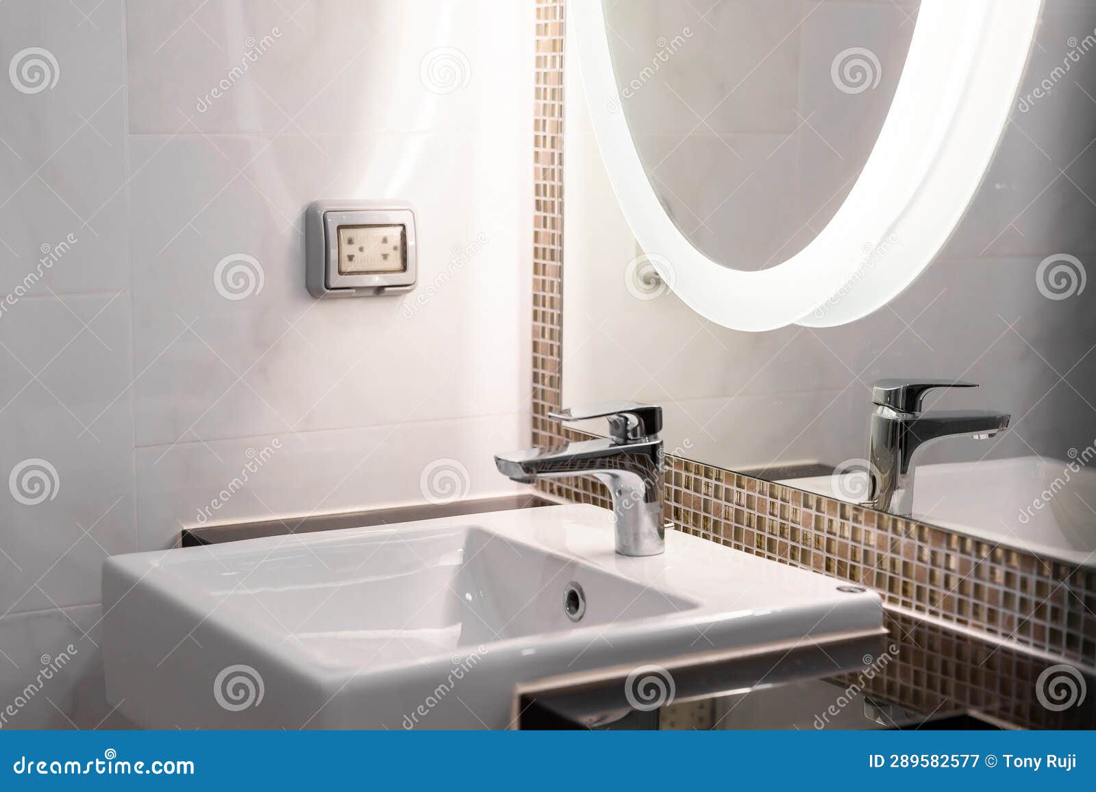 White Basin with Mirror Light in Bathroom Stock Image - Image of ...