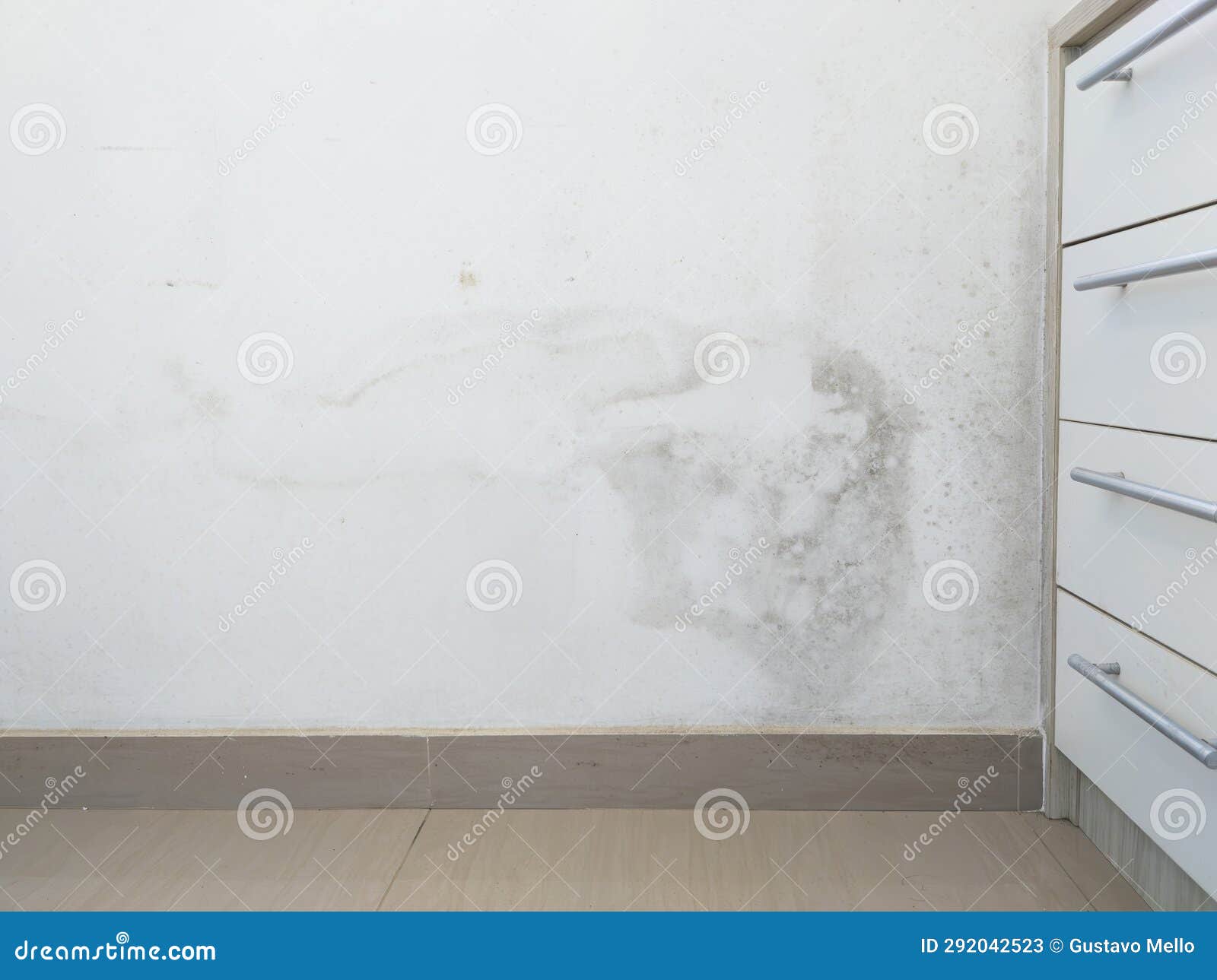 White Bedroom Wall with Mold and Fungus Problem. Moisture Problem Stock ...