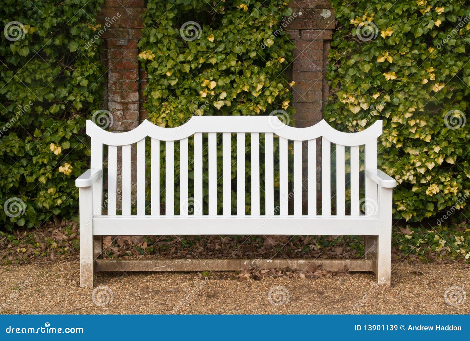 White Bench in Front of Wall Stock Image - Image of green, seat: 13901139