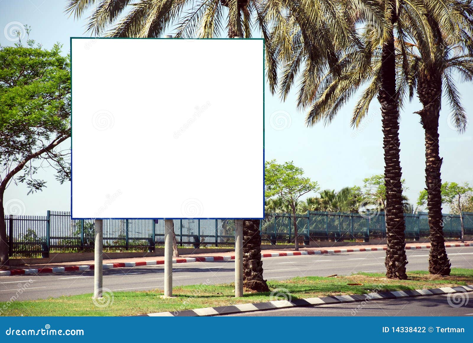 White blank Street Sign stock photo. Image of pointing - 14338422