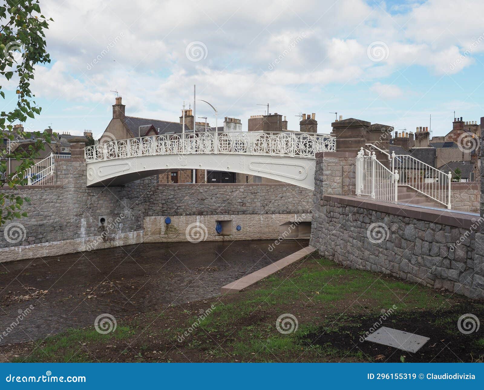 The White Bridge in Stonehaven Editorial Stock Image - Image of britain ...