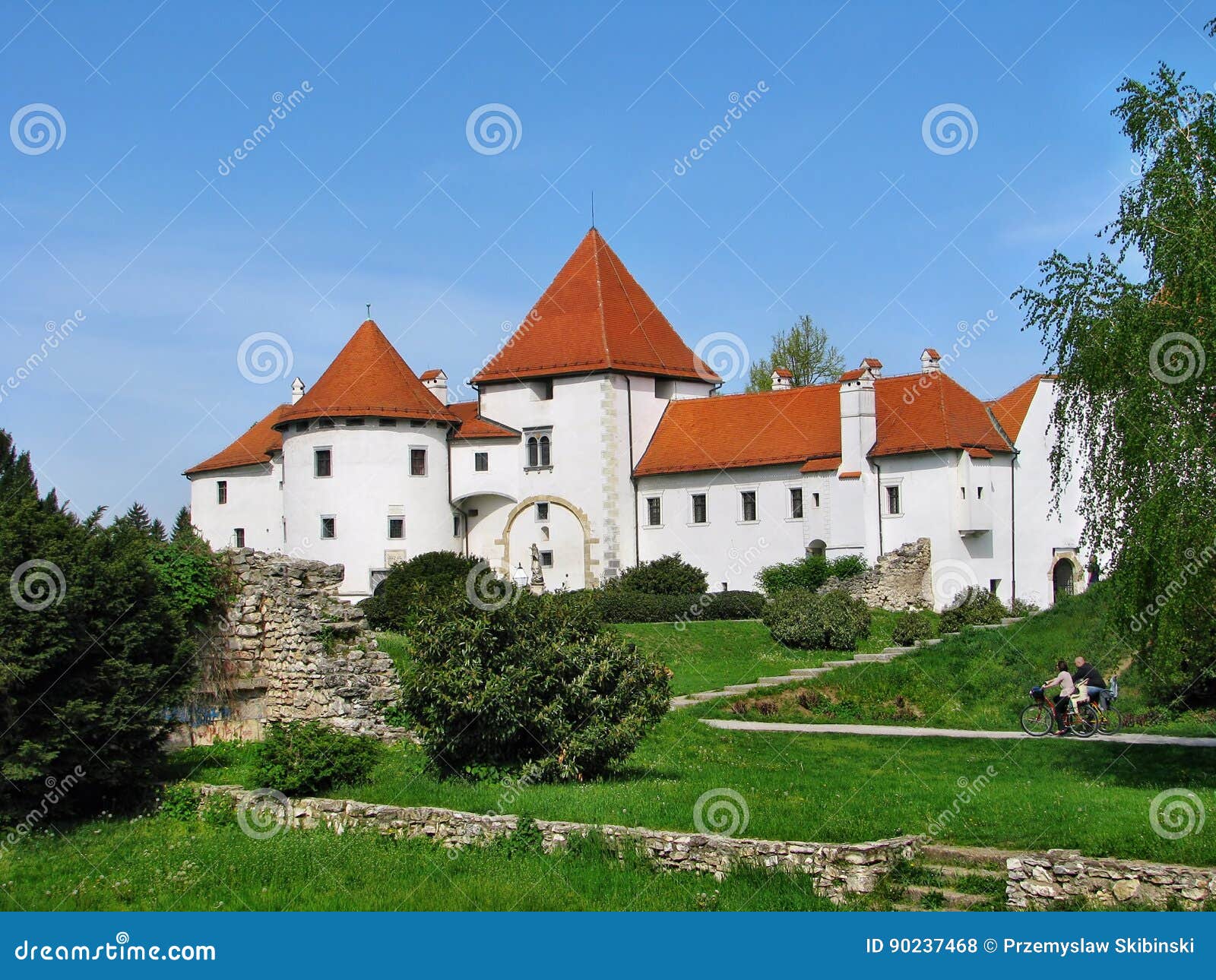 White castle in Varazdin stock photo. Image of structure - 90237468
