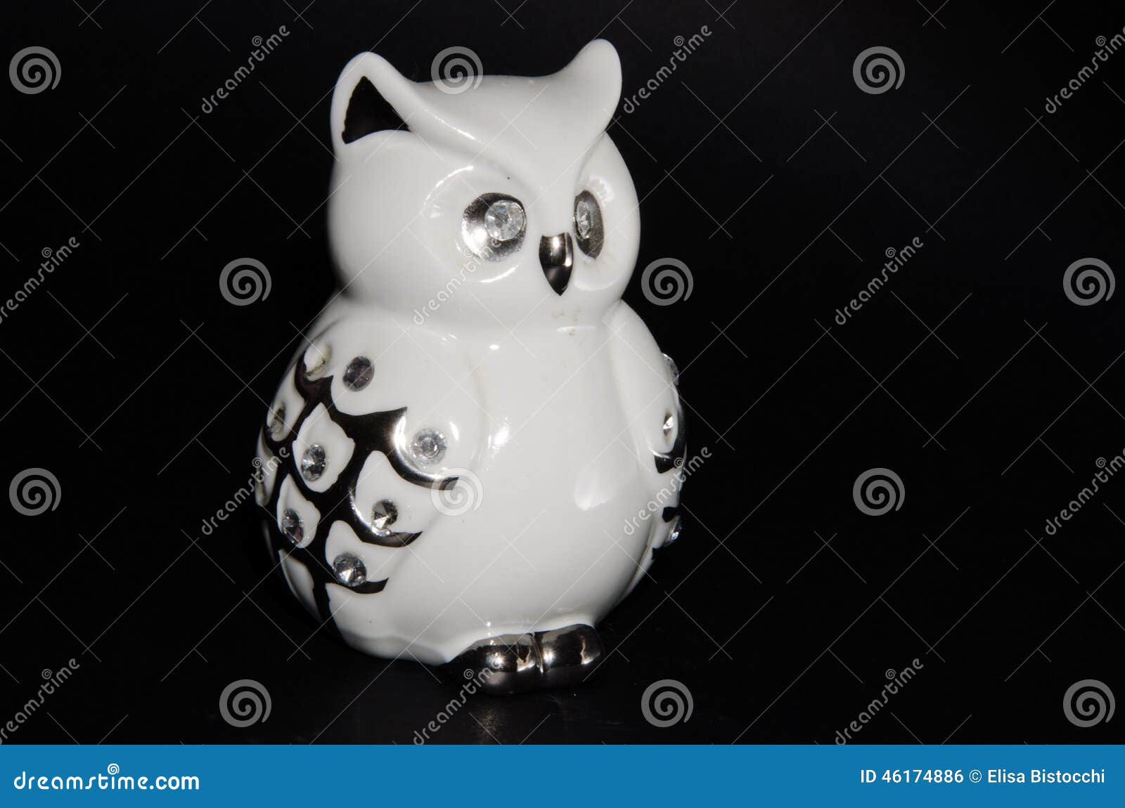 White Ceramic Owl for Decoration Stock Photo - Image of souvenir ...