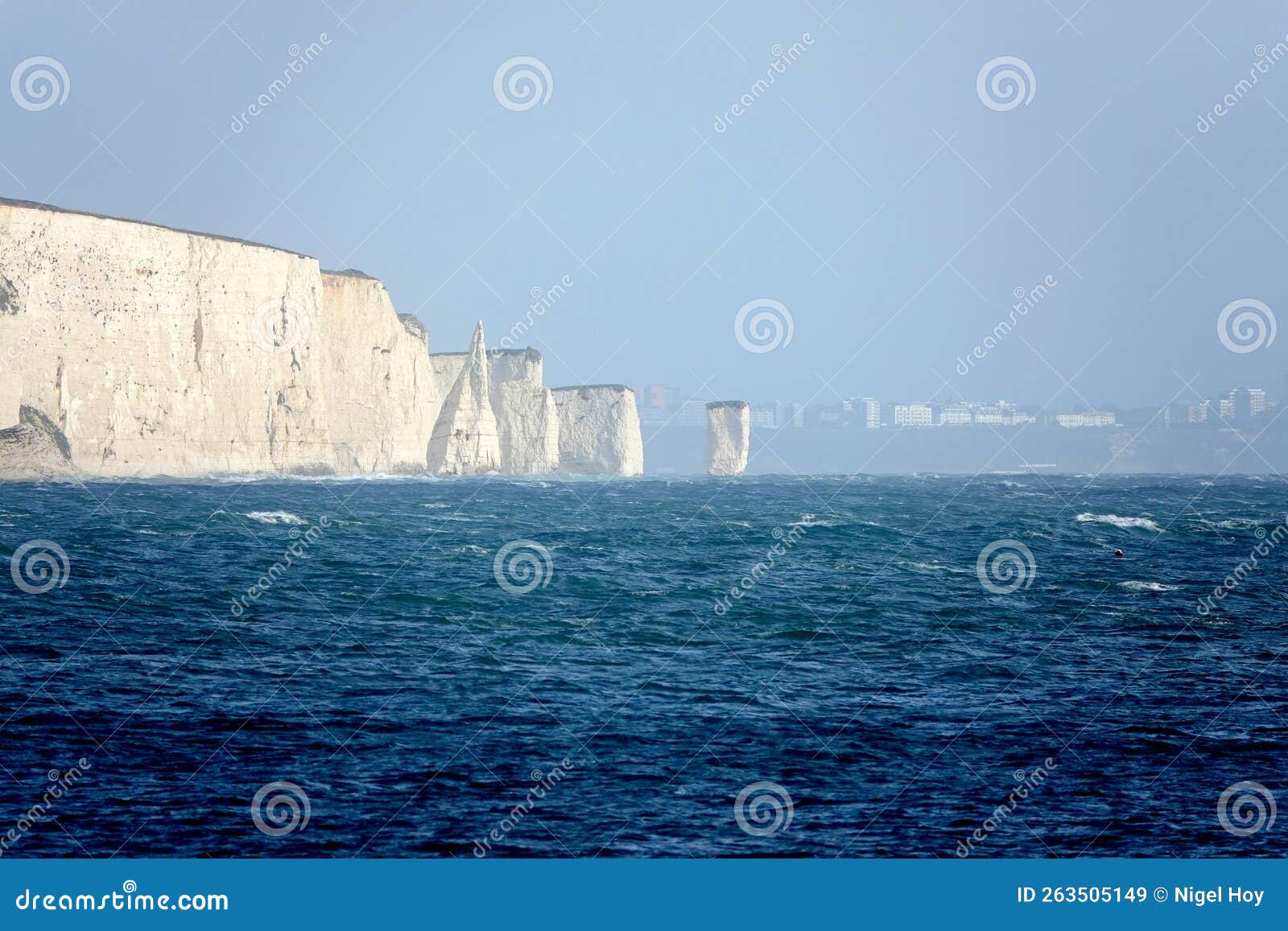 White Chalk Cliffs in Southern England Stock Image - Image of harry ...