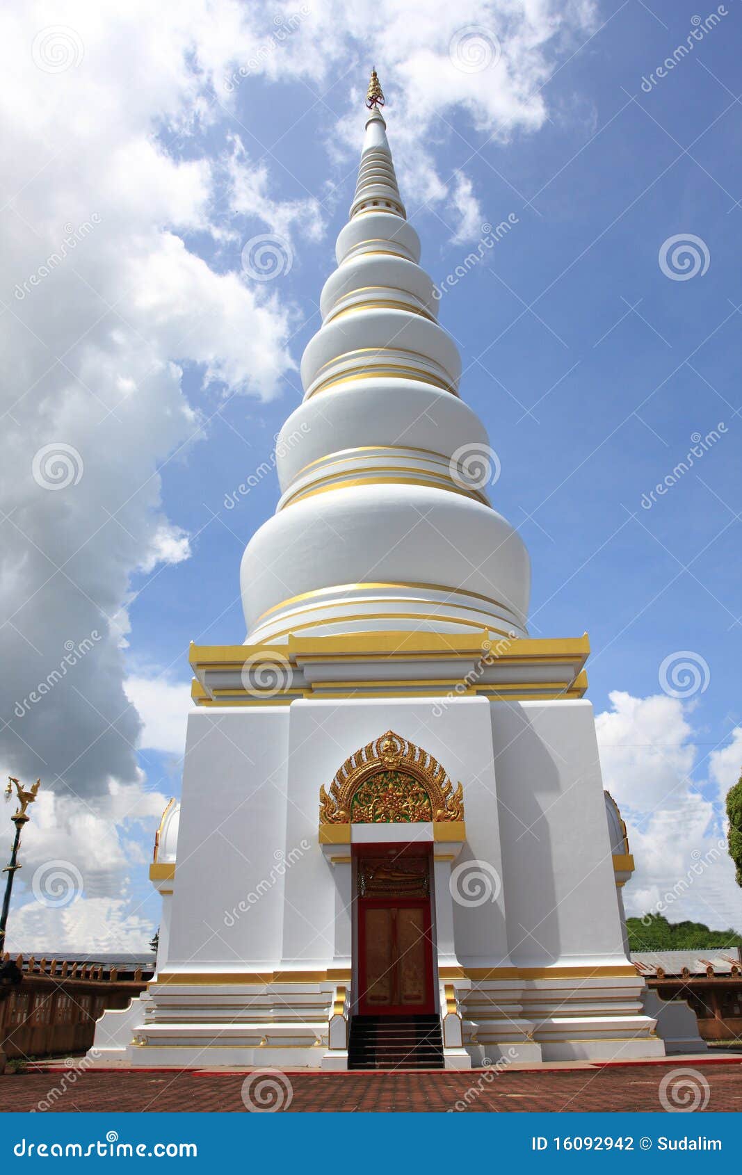 White Chedi stock photo. Image of architecture, bangkok - 16092942