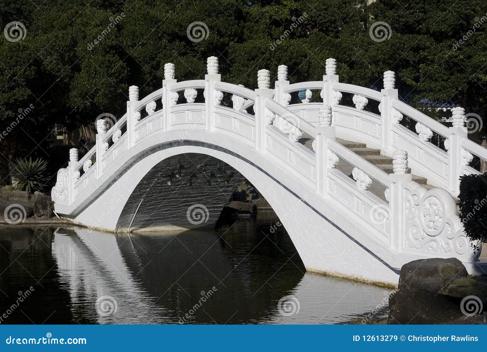 White Chinese Bridge stock image. Image of symbol, asian - 12613279