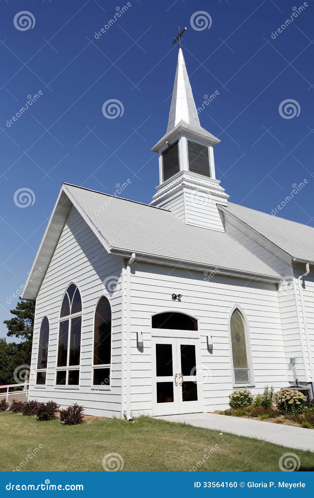 White Church With Steeple Stock Photo - Image: 33564160