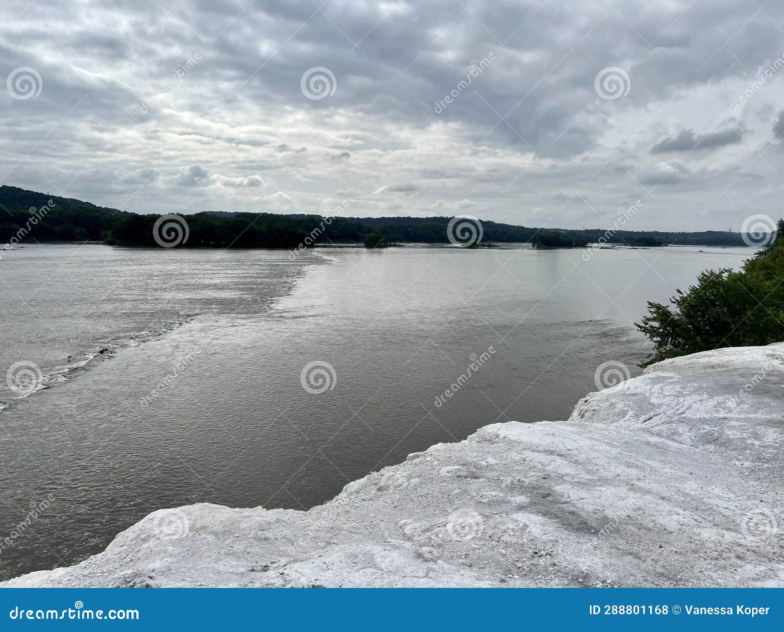 The White Cliffs of Conoy stock photo. Image of debris - 288801168