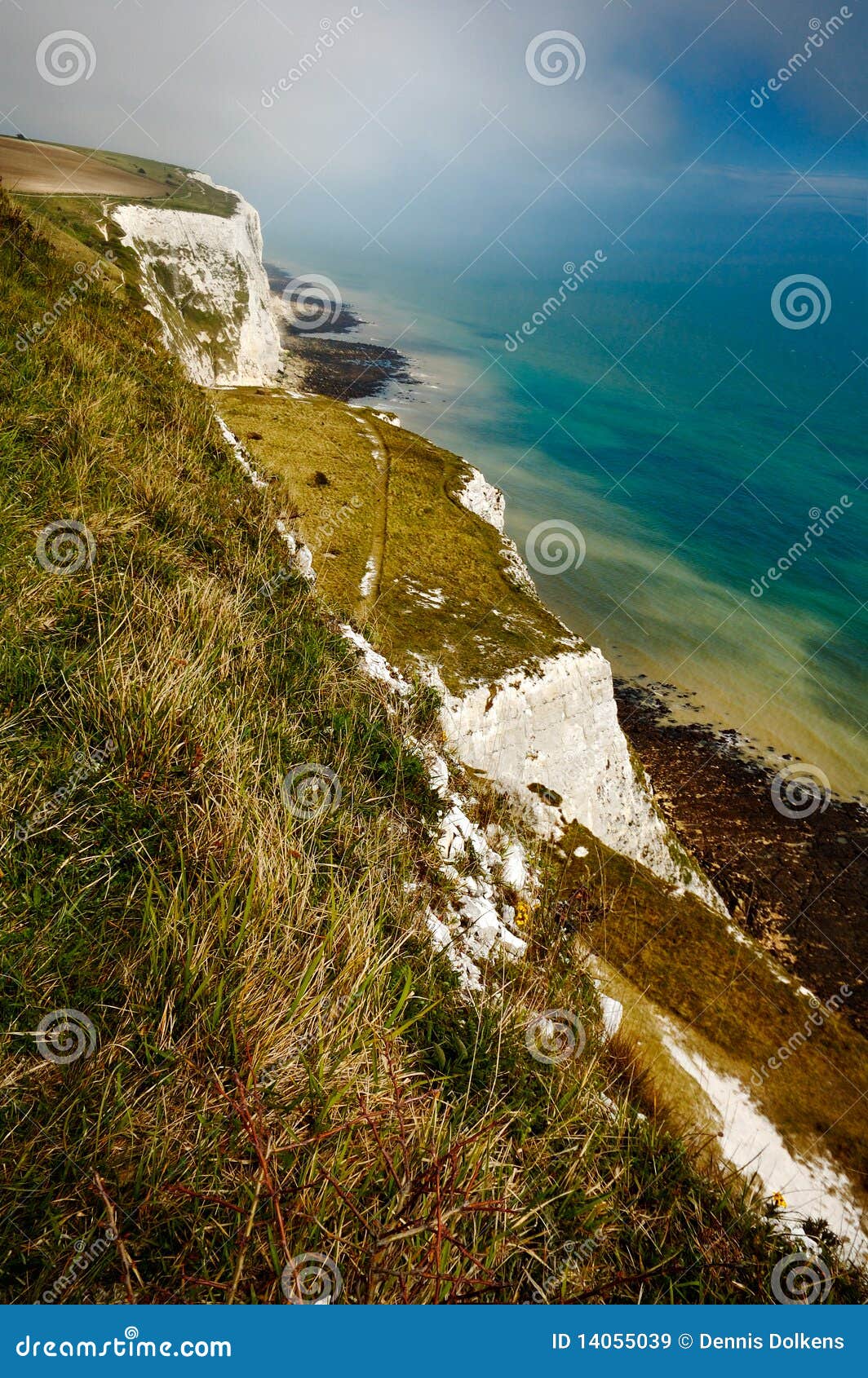 White Cliffs of Dover stock image. Image of rocks, clouds - 14055039