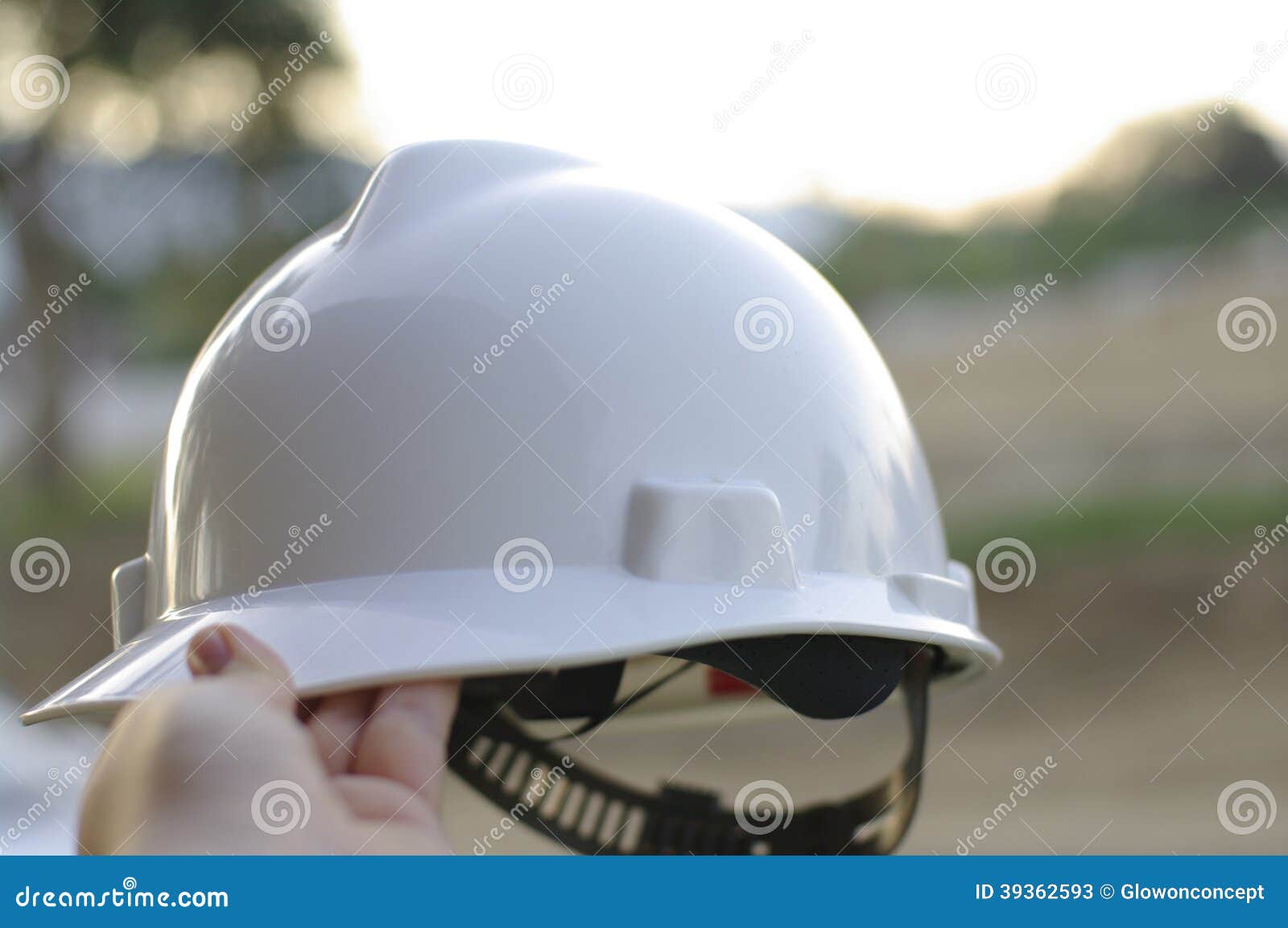 White Construction Hat on Site Stock Image - Image of plastic, tool: 39362593