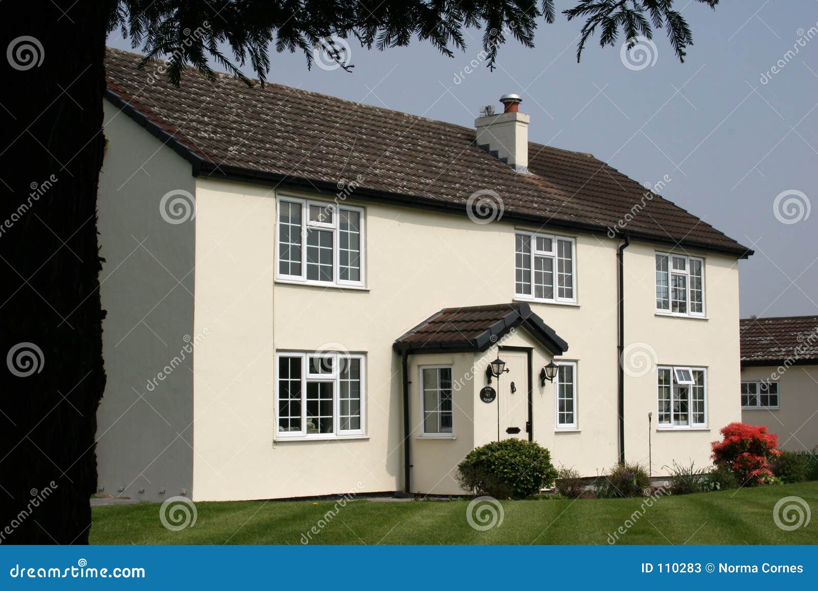 A white cottage stock image. Image of pretty, neighborhood - 110283
