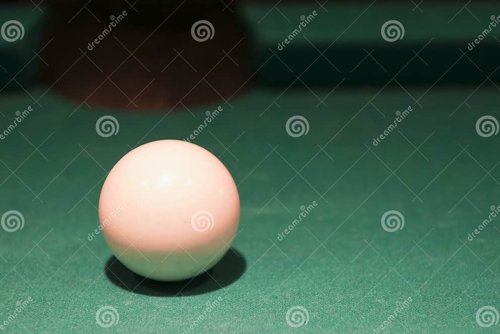 White Cue Ball on Pool Table Stock Photo - Image of green, detail: 17882710