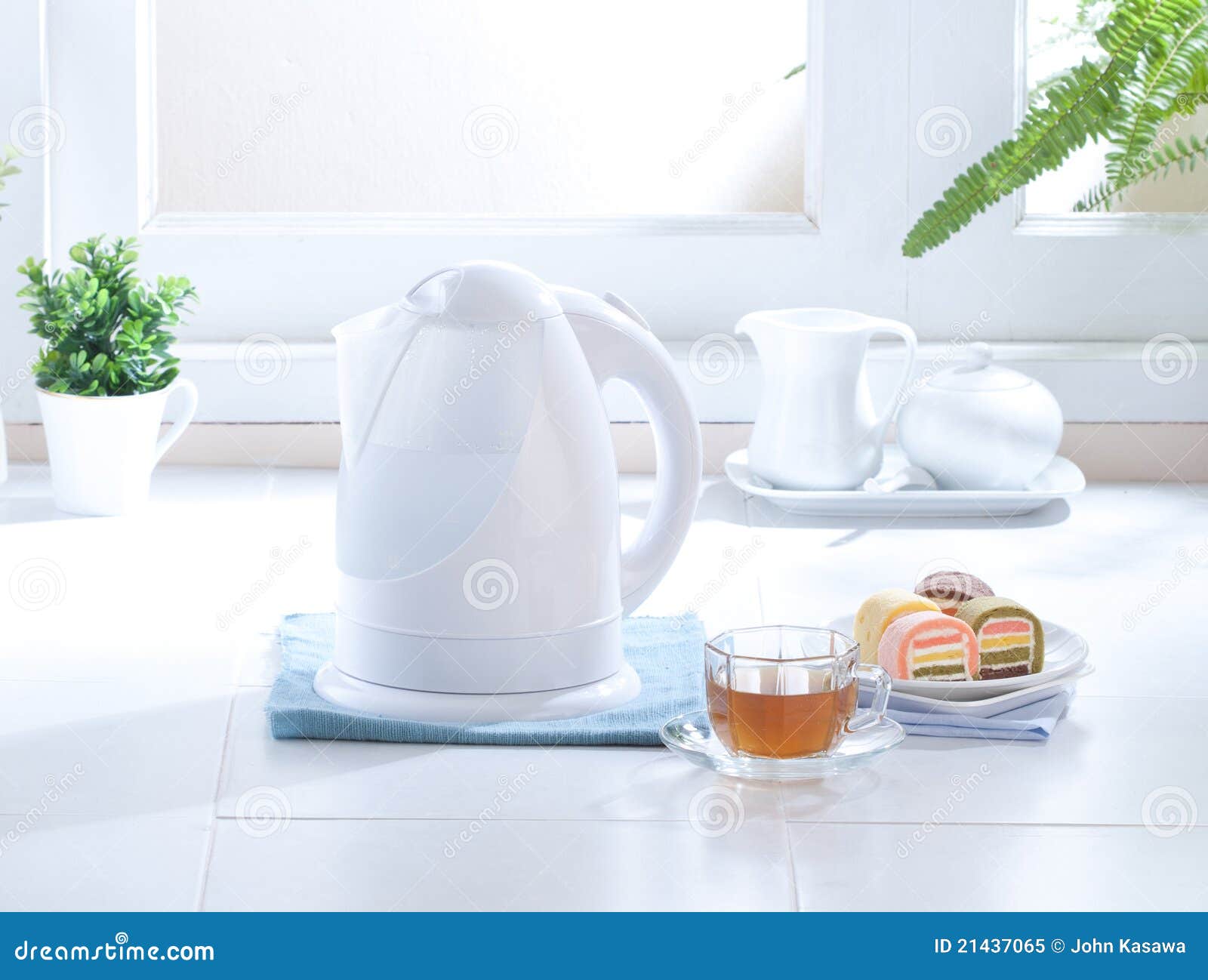 White Electric Kettle Water Boiler Stock Image - Image of boil ...