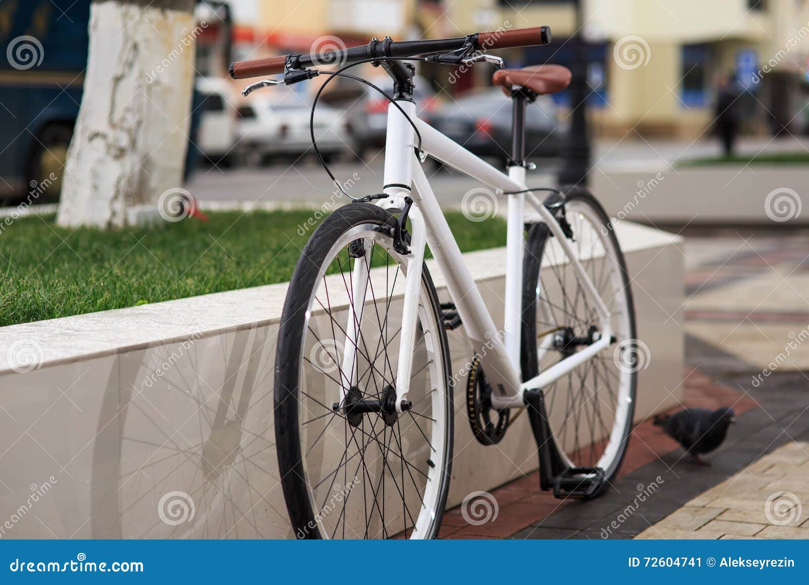 White Fixed-gear Bicycle on Street Stock Image - Image of object, gear ...
