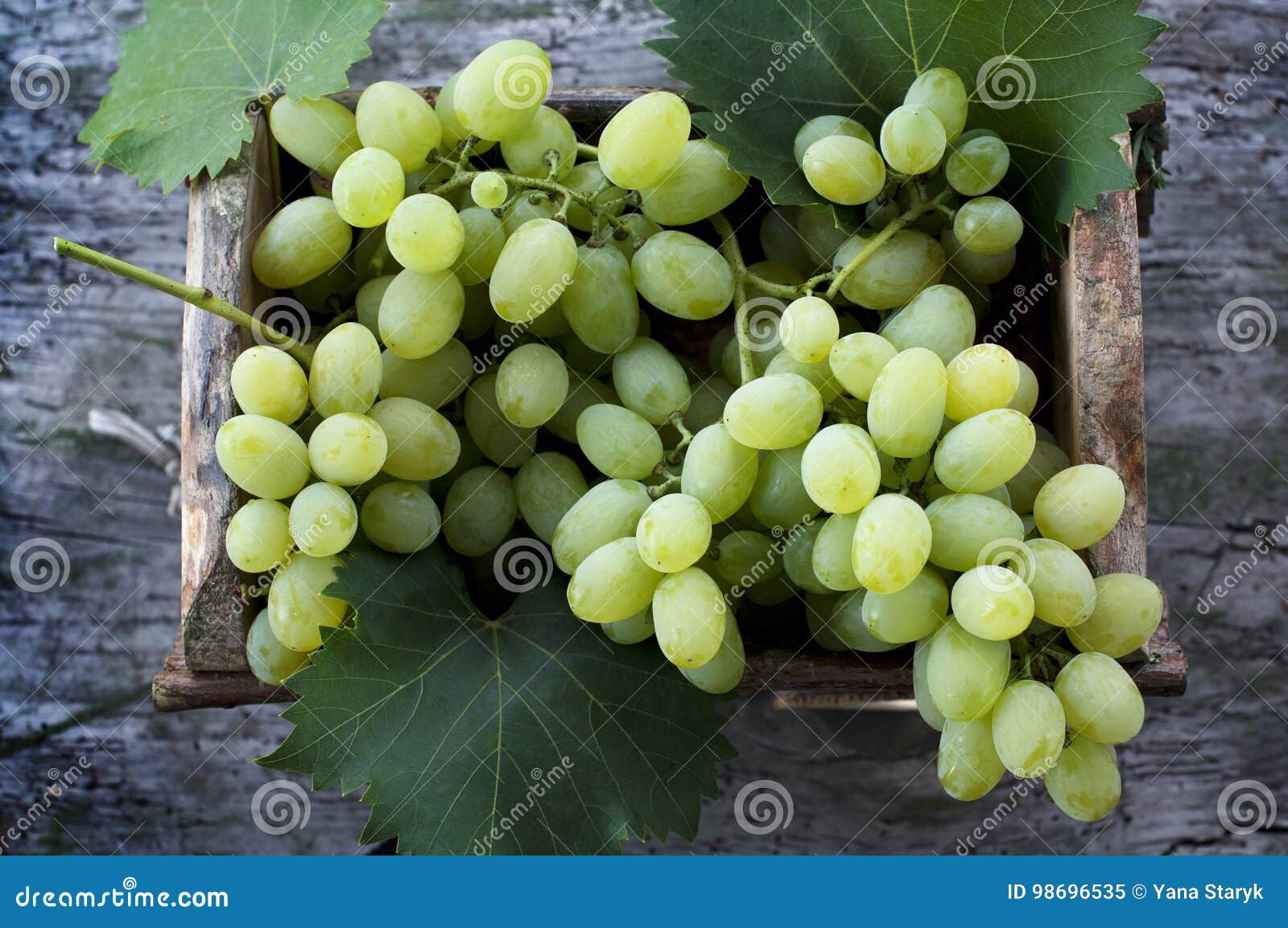 White Grapes in a Wooden Box Stock Image - Image of grapes, ripe: 98696535