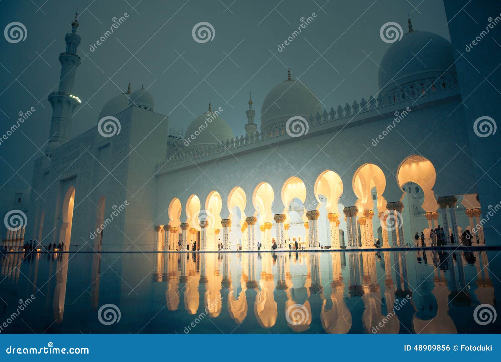 White History Heritage Islamic Monument Mosque in Abu Dhabi Stock Photo ...