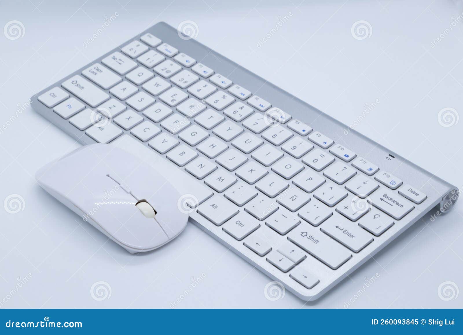 White Keyboard and Mouse with White Background 3 Stock Image - Image of ...