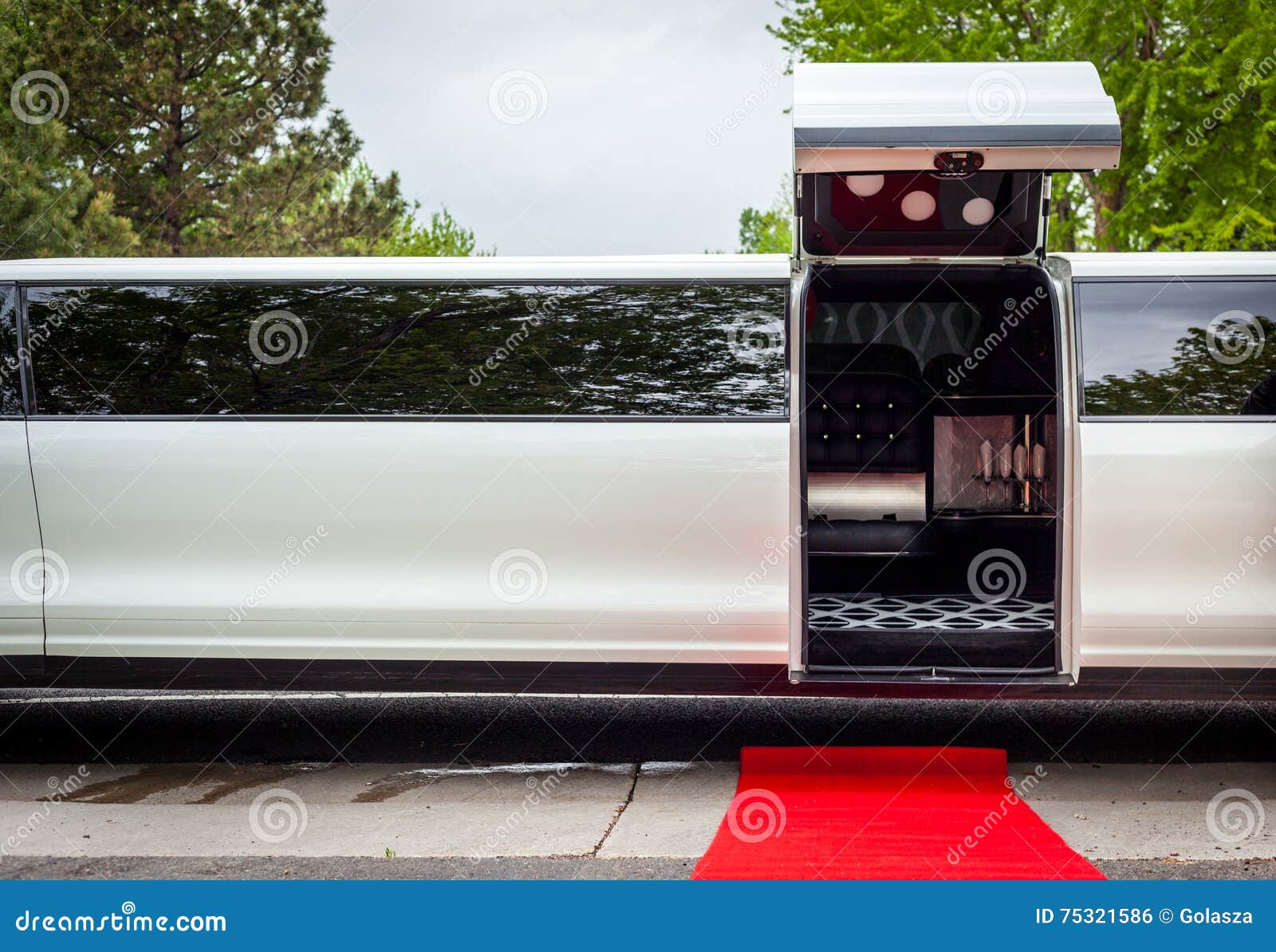 White Limousine Inviting Open Door Stock Photos - Free & Royalty-Free ...