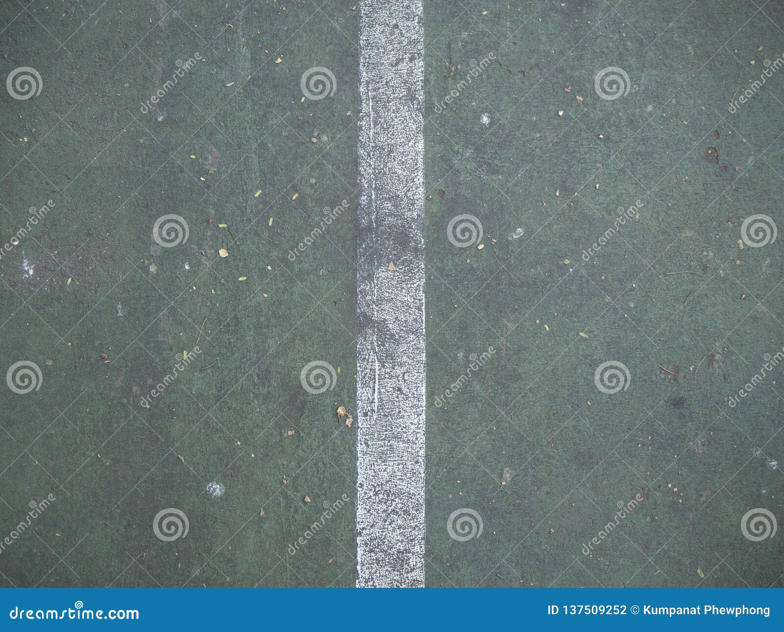 White Line on Grunge Asphalt Ground for Background Stock Photo - Image ...