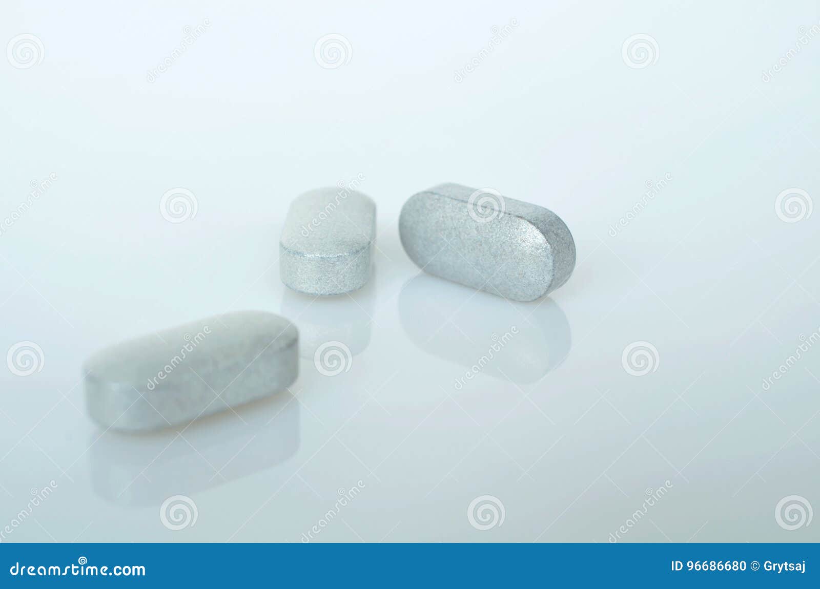 White Medicine Tablets Antibiotic Pills. Stock Photo - Image of ...