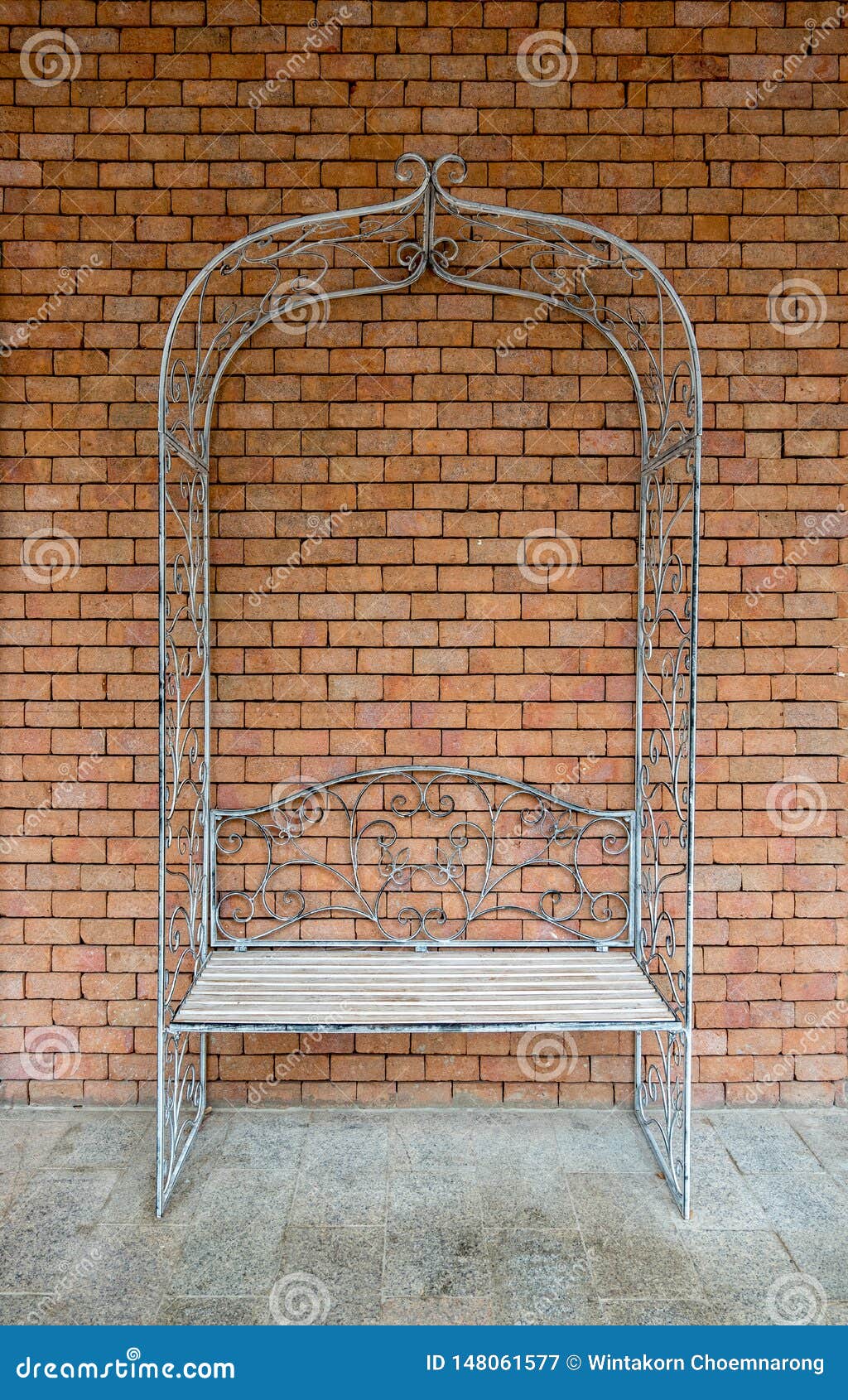 White metal arch bench stock image. Image of chair, house - 148061577