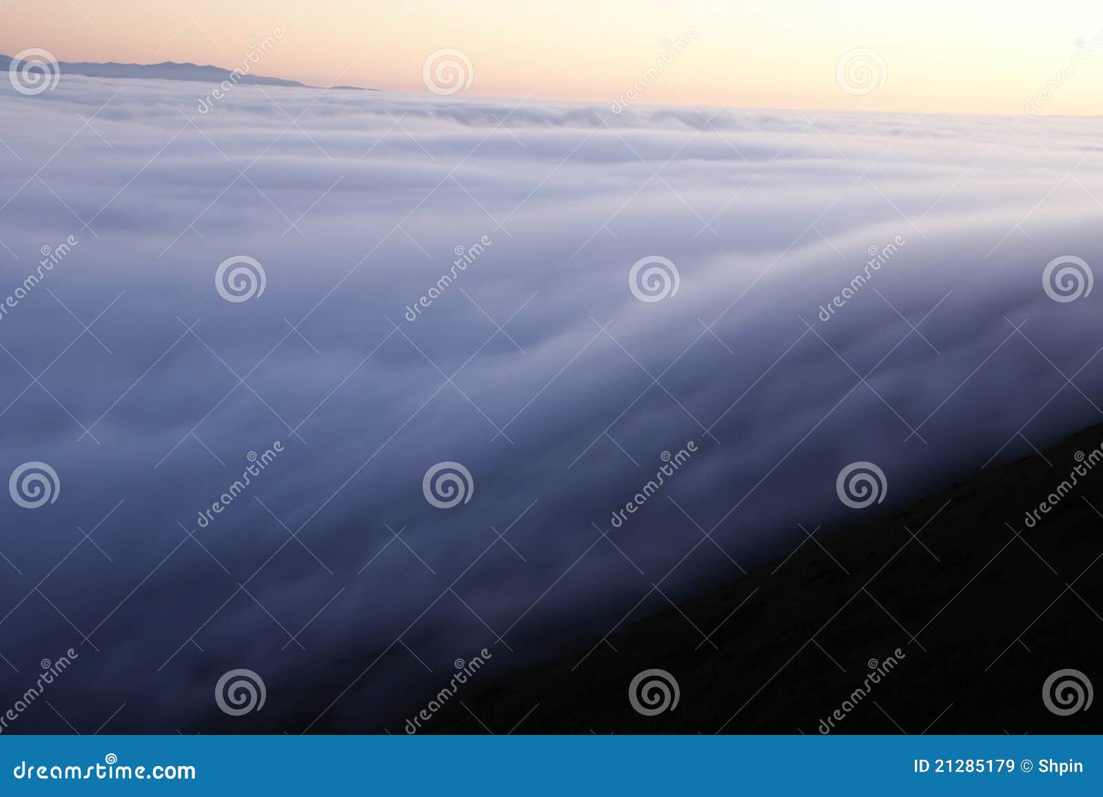 White mist stock image. Image of francisco, mist, view - 21285179