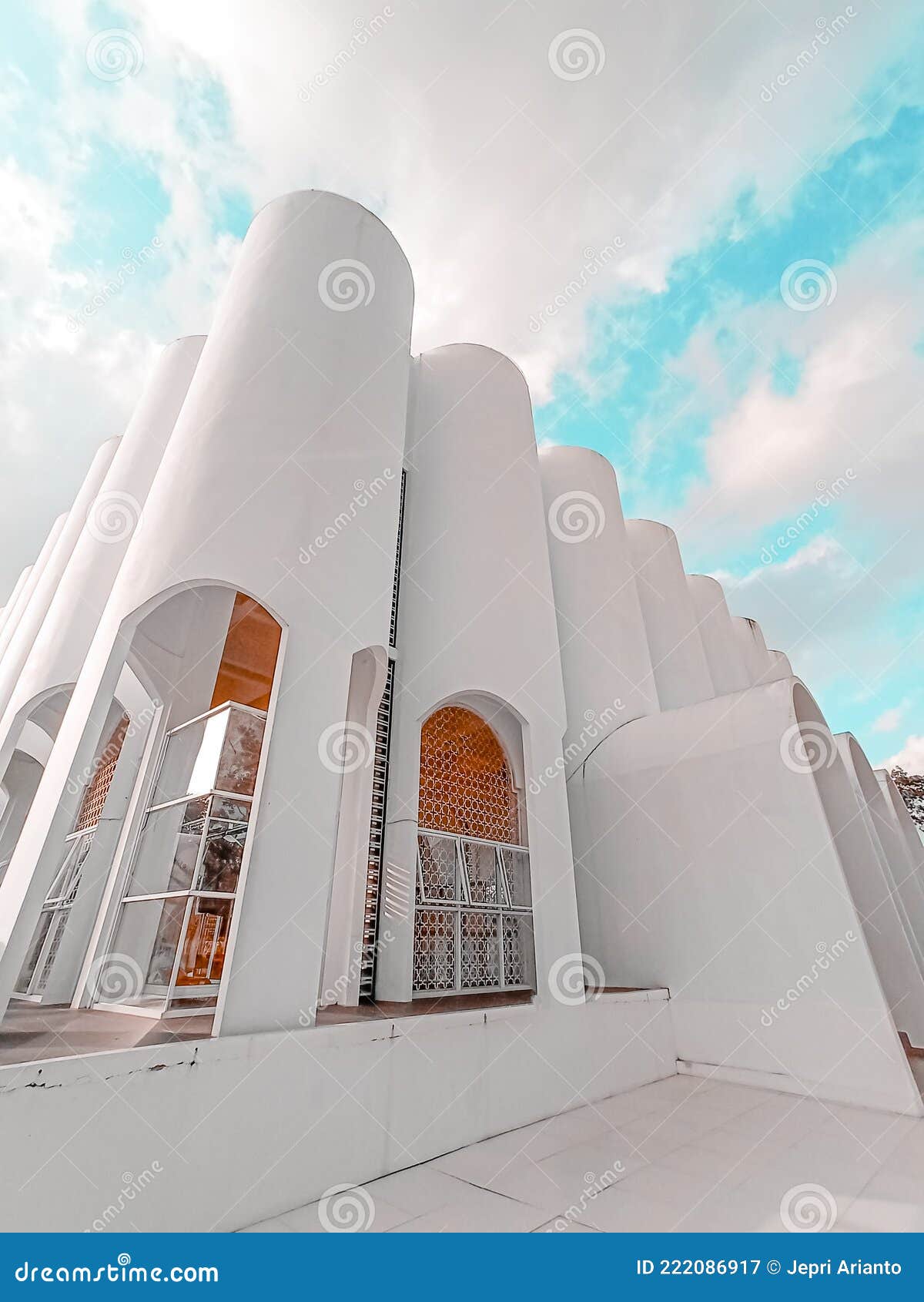 The White Mosque stock image. Image of symmetry, landmark - 222086917
