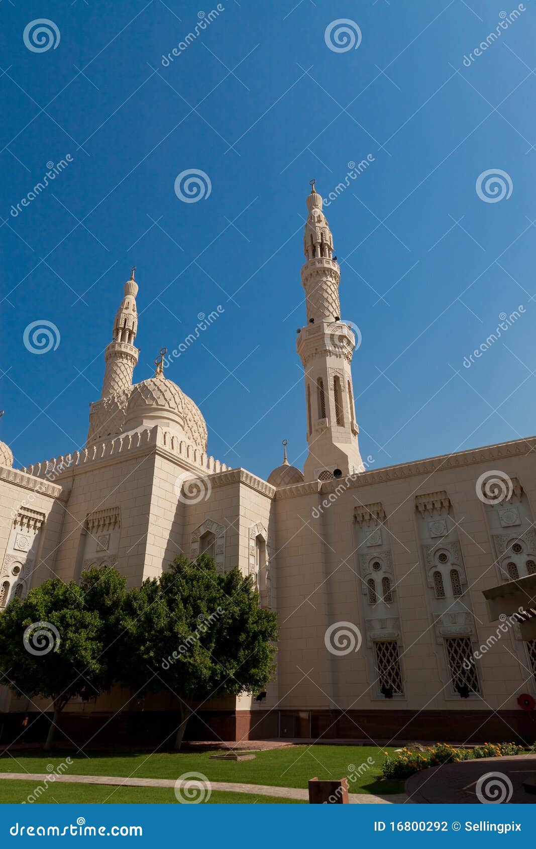 White mosque building stock photo. Image of grass, mosque - 16800292