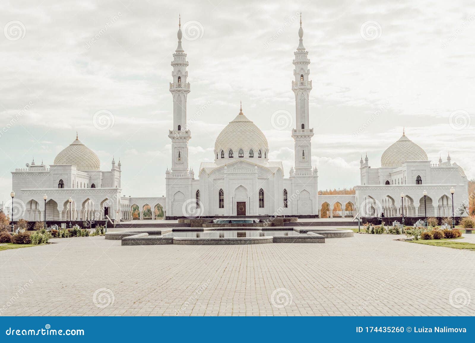 White Mosque Close Up. Lake Near the Mosque Stock Photo - Image of ...