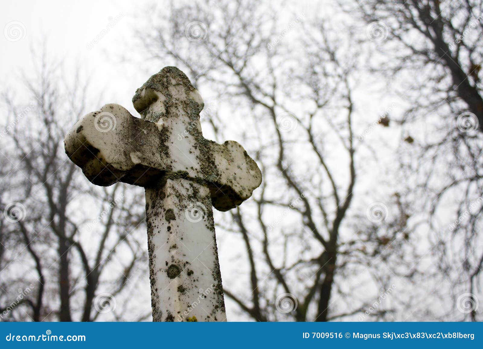 White old cross stock photo. Image of cloud, christian - 7009516