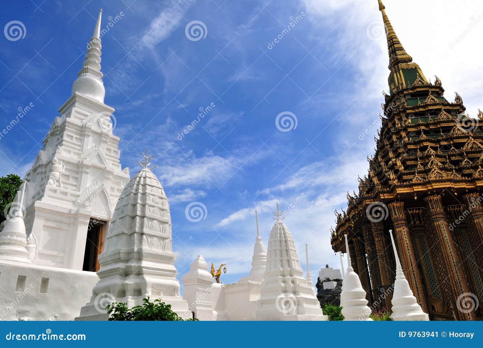 White Pagoda and Square Structure with Four Arches Stock Image - Image ...