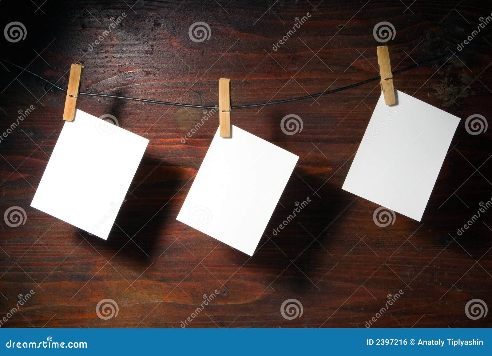 White Paper Clothes-peg Rope Stock Photo - Image of leaf, design: 2397216
