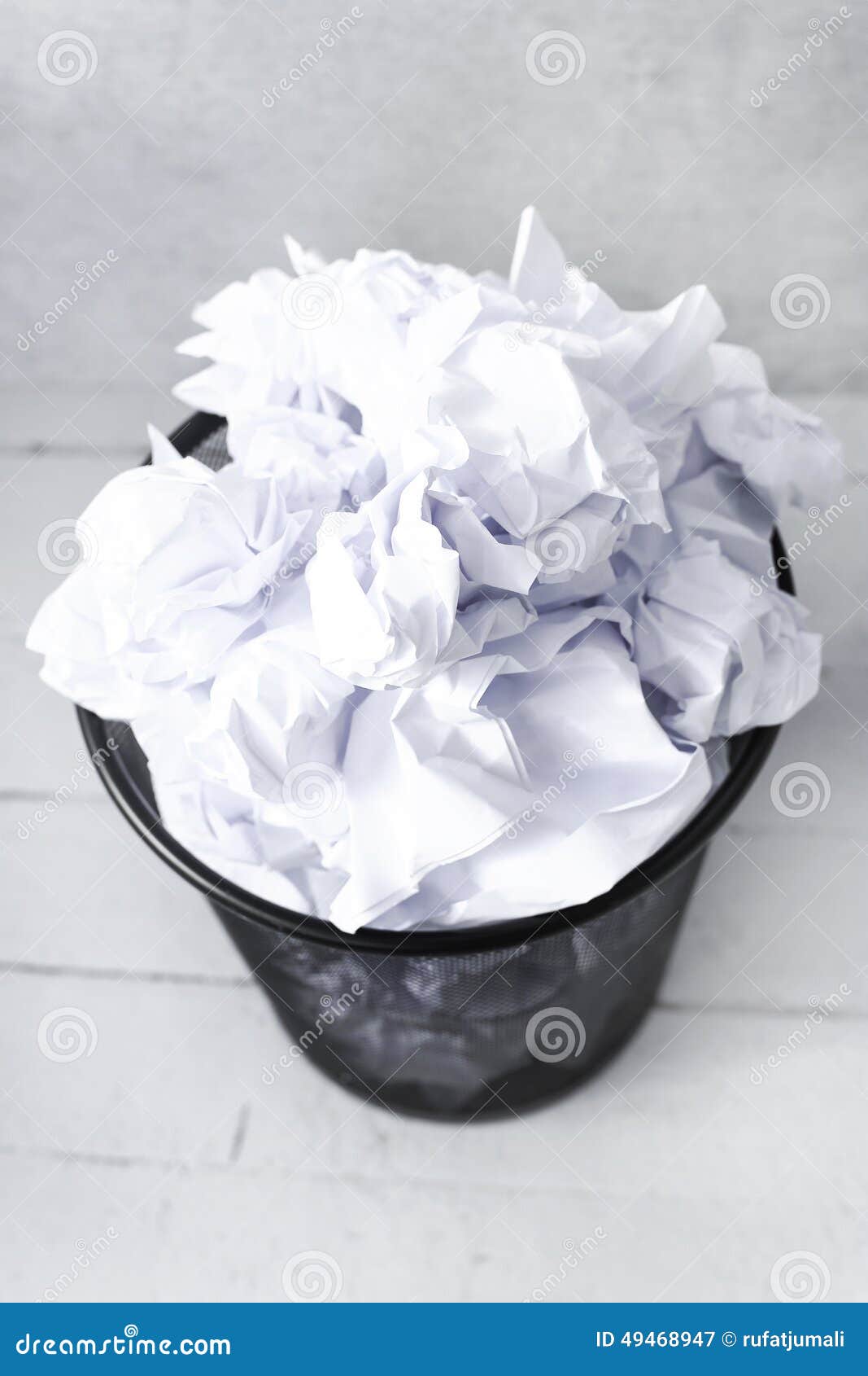 White Paper in the Trash Can Stock Image - Image of page, full: 49468947