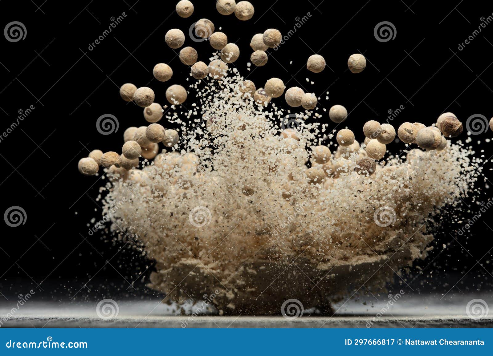 White Pepper Seeds Fly Explosion, White Pepper Mix Powder Float Explode ...